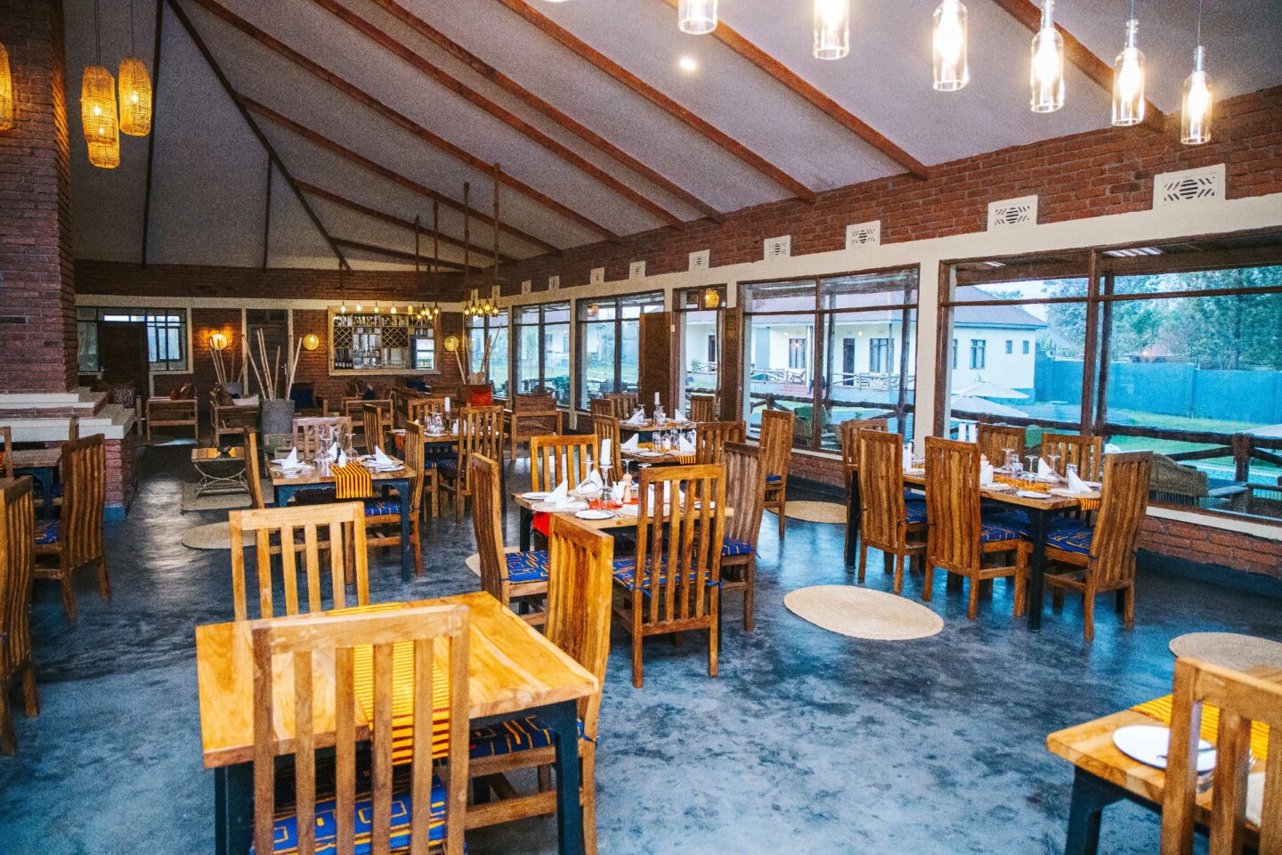 Restaurant & Bar - Karatu Villas Lodge